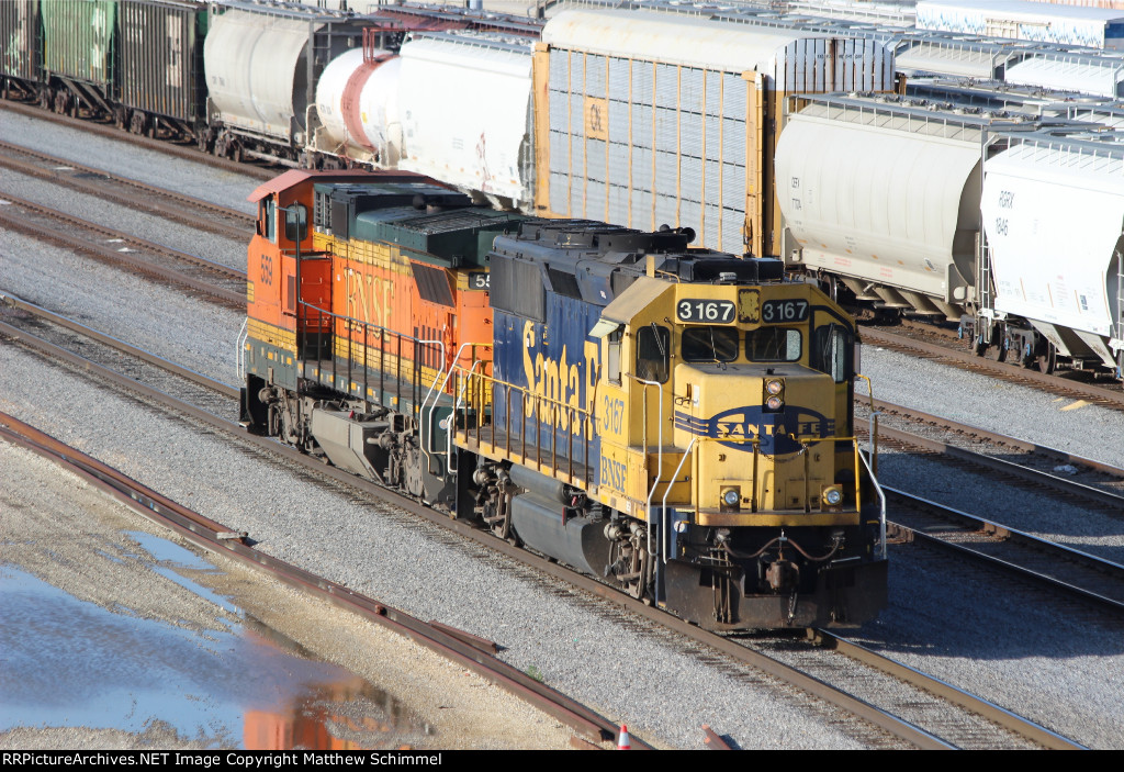 BNSF 3167 & BNSF 559